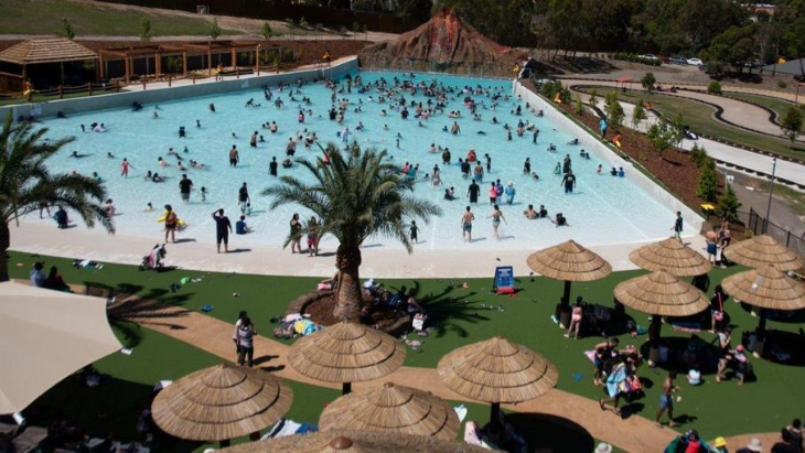 Funfields Theme Park Melbourne Gets Even Cooler With New Wave Pool ...