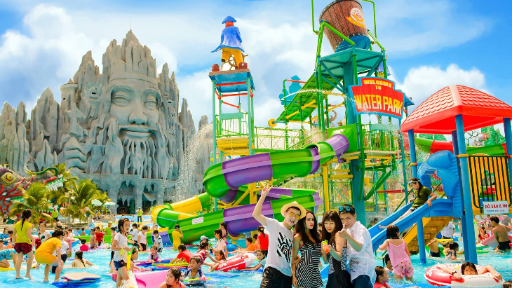 The Weirdest Theme Parks In The World | ellaslist